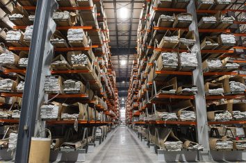 Industrial Storage Racks for Plastic & Aluminum Extrusions